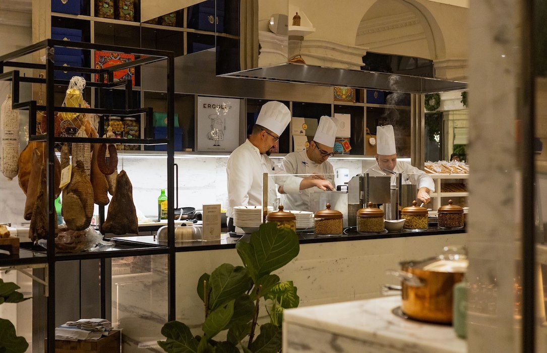 Lumen Cocktails & Cuisine | The St Regis Rome | Restaurant